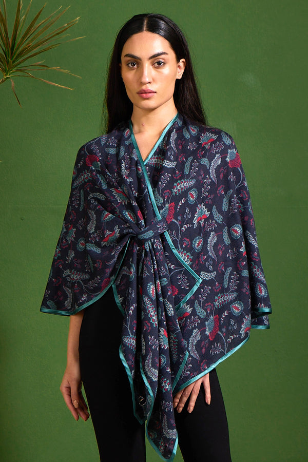 Women's Capes and Ponchos | Designer Capes Online in India - Yellwithus ...